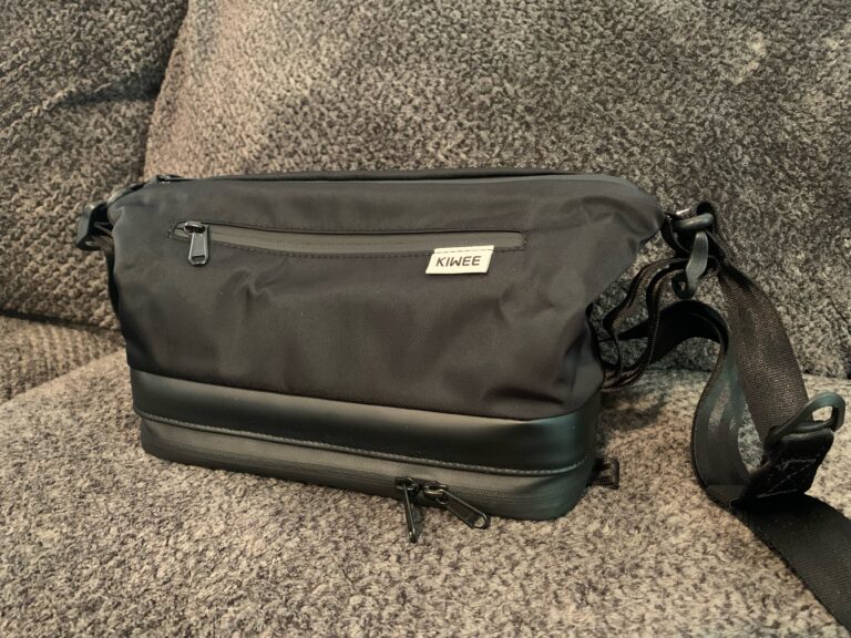 Kiwee Master Kase Sling Bag for Nintendo Switch Review - Nintendo Link